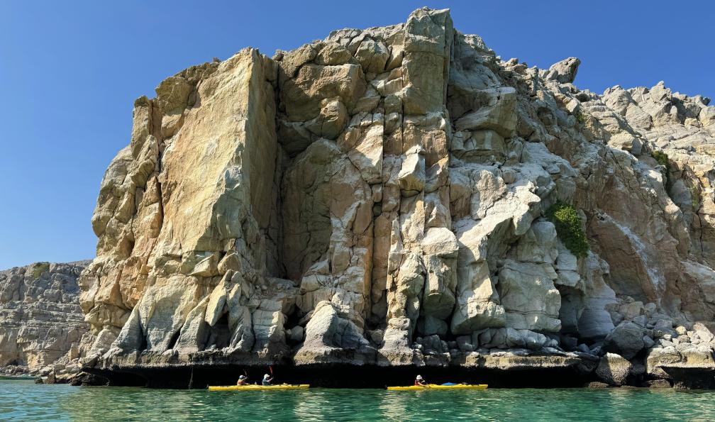 Kayak oman - Trek et kayak au Musandam - Rando-kayak - Oman - Allibert ...
