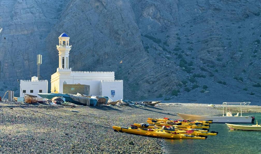 Kayak oman - Trek et kayak au Musandam - Rando-kayak - Oman - Allibert ...