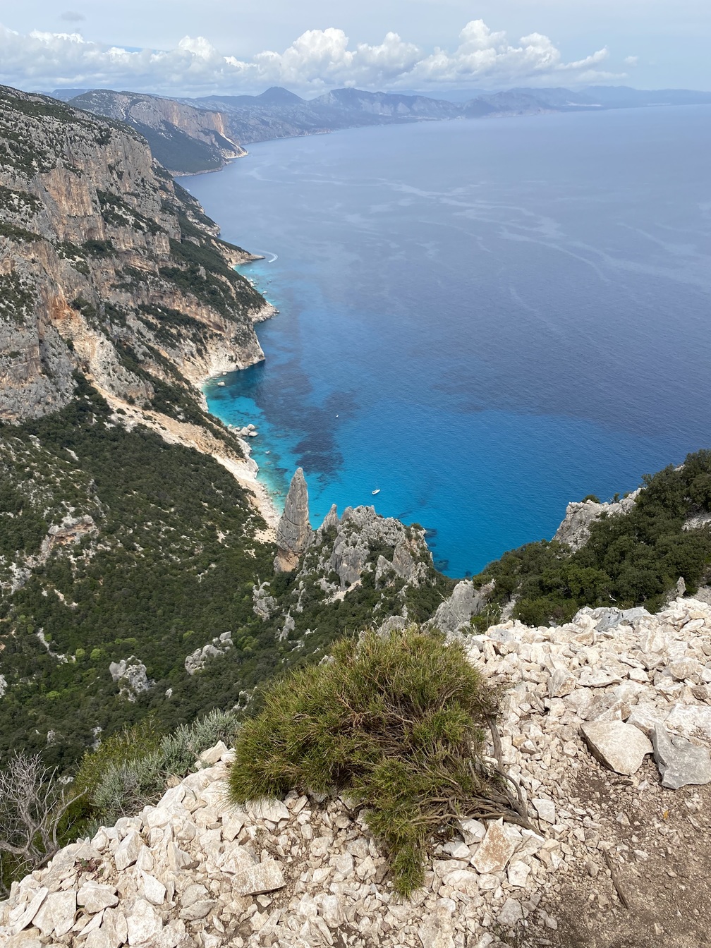 Trek sardaigne - Le trek du Selvaggio Blu - Randonnée - Italie ...